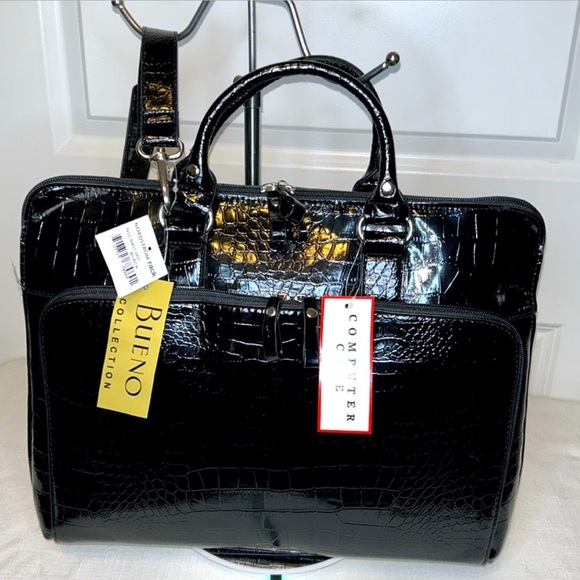 Bueno | Bags | Nwt Bueno Computer Case Black Croc Embossed Size 5l X 12 ...